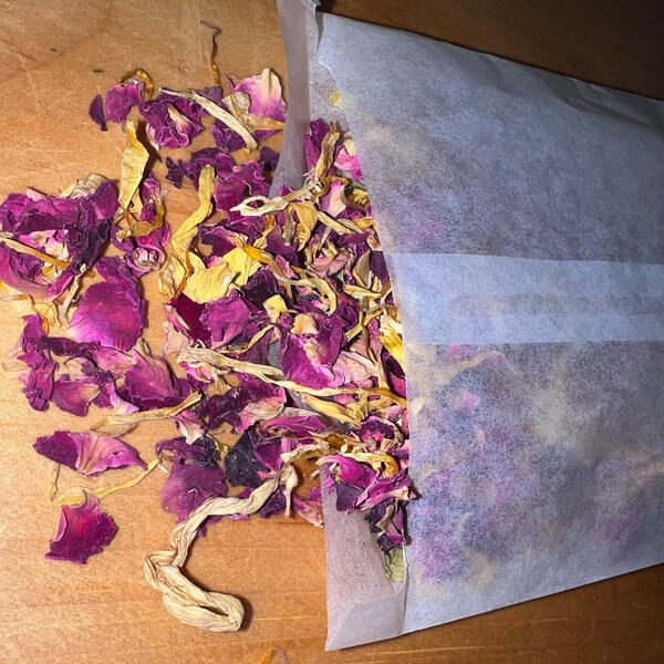 Pick Your Confetti! 30 Types 100% Biodegradable Confetti Petals ...