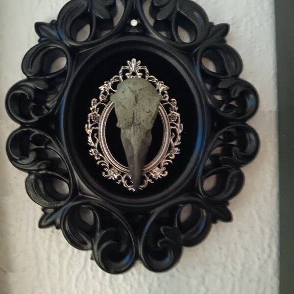 Gold Sacred Heart in Ornate Frame, Macabre, Catholic, Religion ...