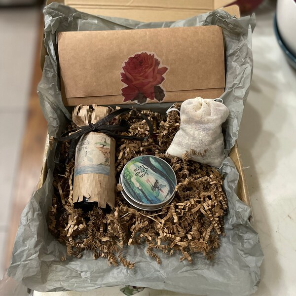 Hibiscus Bee Well | Hibiscus Bee Balm Yarrow Peppermint Anise Hyssop ...