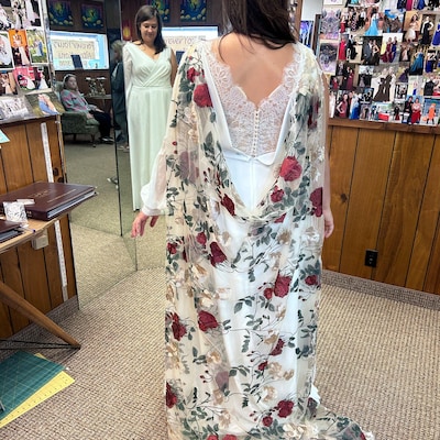 Flower Bridal Cape,floral Cape Veil,embroidered Cape,flower Wedding ...