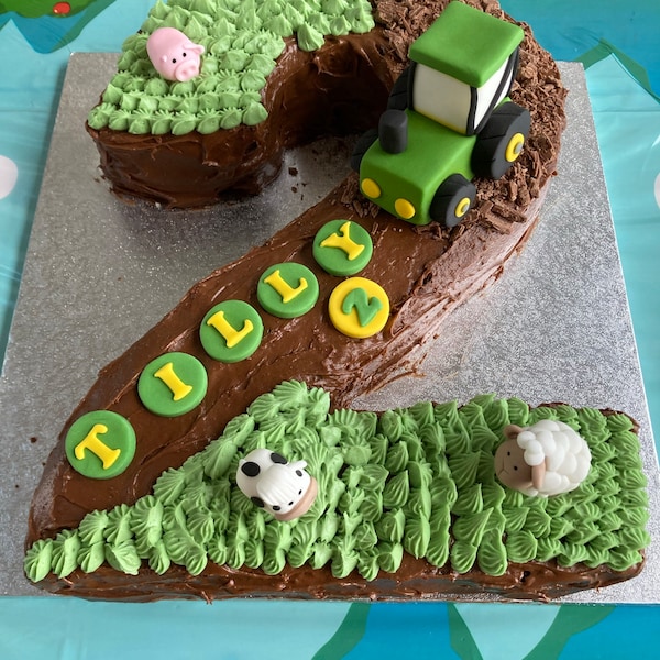Handmade Edible Tractor, Farm Animals, Cake Topper, Birthday, - Etsy UK