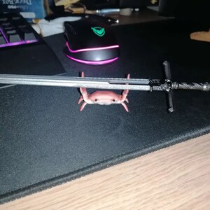 The Last of Us 2 Ellie Space Rocket Pin/keychain/necklace TLOU 2 Ellie ...