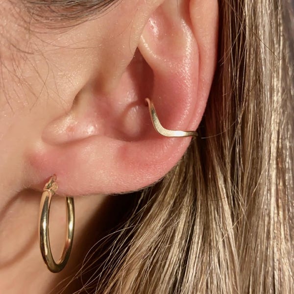 Smooth Abstract Industrial Ear Bar, Seamless Industrial Piercing ...