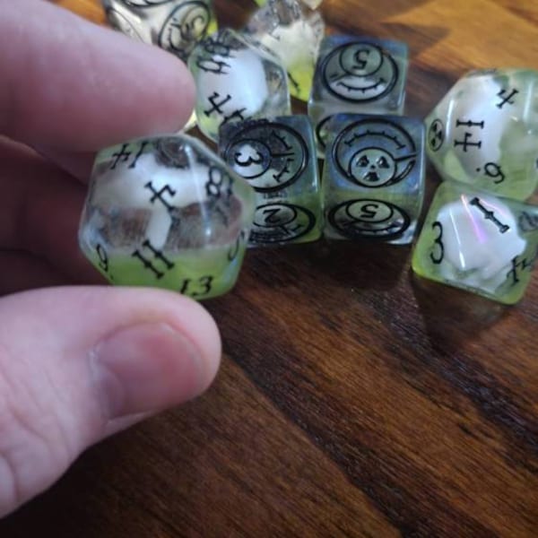 Nuclear Fallout Exclusive 11 Dice Set | Glow in the Dark Nuke Wasteland ...