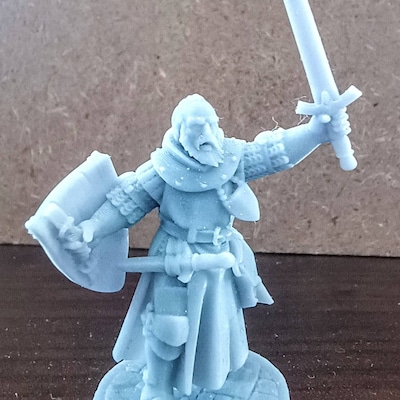Questing Knight on Foot Highlands Miniatures - Etsy