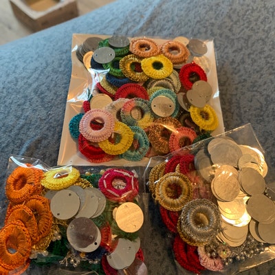 50 X Assorted Crochet Mirror Rims With Foil Mirrors Sewing Cardmaking ...