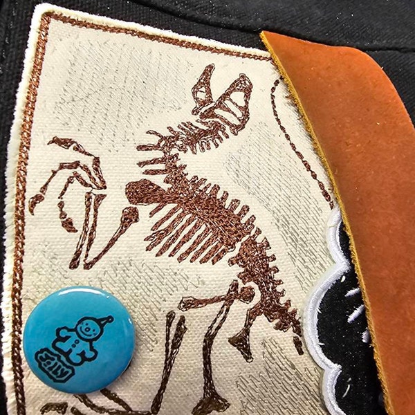 Velociraptor Fossil Embroidered Canvas Patch - Back Pack Patch - Patch ...