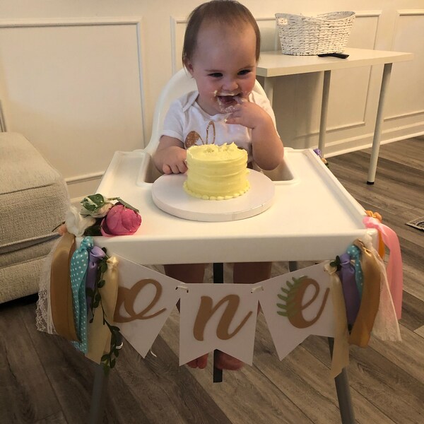 One Year Banner Baby Girl First Birthday Rustic High Chair Bunting ...