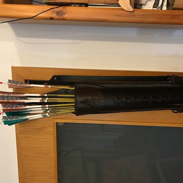 Semicircular, Laced Back Quiver With Lace-up Front - Etsy