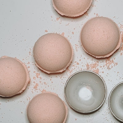 Foaming Floating Bath Bomb Recipe Rock Hard NO Slsa No Milk Powder ...