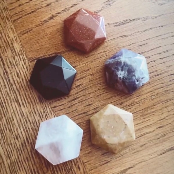 Hex's Hexagon Crystal Carving - Etsy