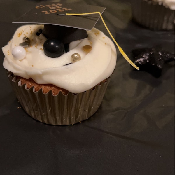 3D Paper Graduation Hat SVG File Cut File for Cricut Cupcake Topper ...