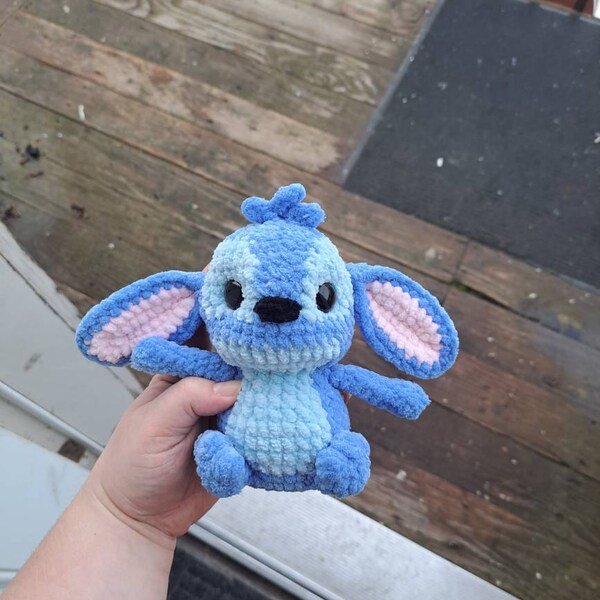 Blue and Pink Aliens Monsters CROCHET PATTERN / Amigurumi Pattern ...