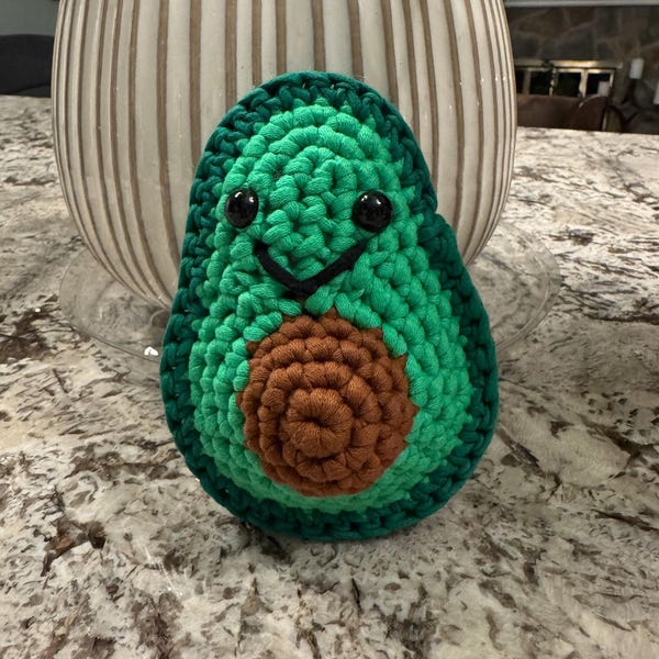Tiny Avocado Crochet Pattern, Car Hanger Pattern, Easy Amigurumi ...