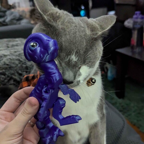 Chomping Dilophosaurus Articulated Fidget Toy 3D Printed ...