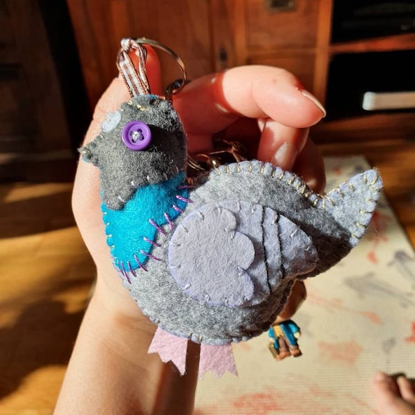 Pigeons Handmade Hand Stitched Key Chain Pigeon Bird Felt Collectable ...