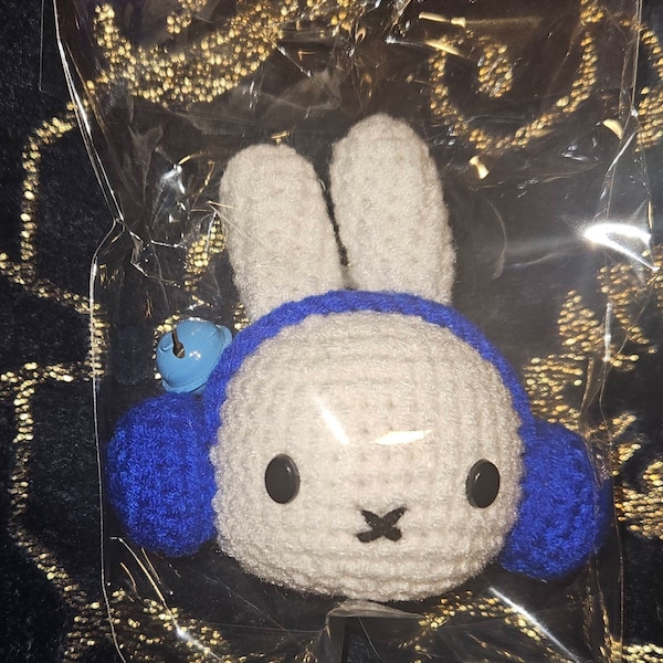 Fifi Snoopyy Girlfriend Peanuts Crocheted Plushie Kid Friendly Animal ...