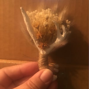 Antler Boutonniere With Dried Babysbreath, Daisy Buds, and Pampas Grass ...