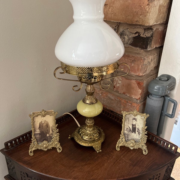 A Working Antique 8 Day Striking Mantel Clock Tameside of Delph- Hirst ...