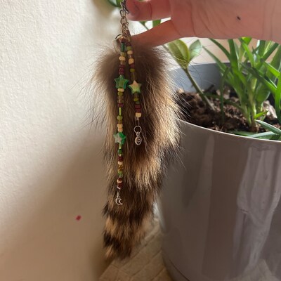 Custom Beaded Tail Keychain for Therians, Furries, Cosplay, Alternative ...