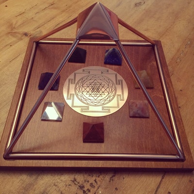 Medium Meru Pyramid - Etsy