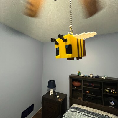 Minecraft-inspired Bee Fan Pull - Etsy