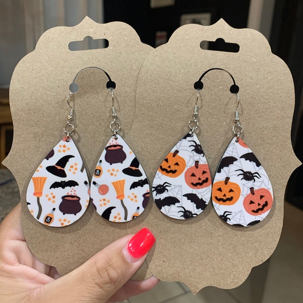 Cute Halloween Digital Paper. Hand Drawn Spooky Halloween Background ...