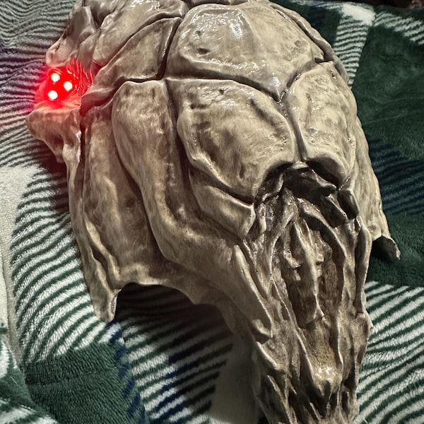 Feral Predator Helmet - Cosplay Prey Skull - Etsy