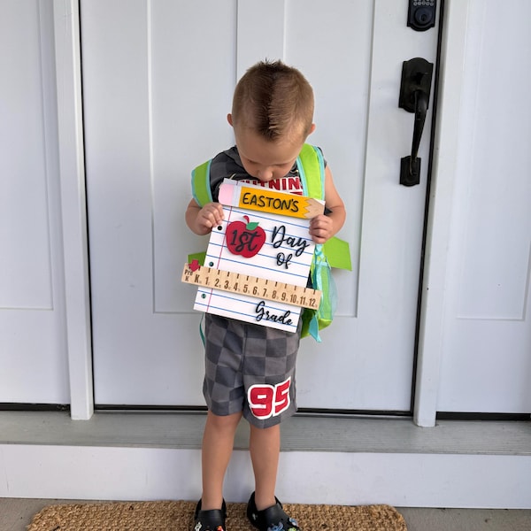 Personalized Back to School Sign, First Day of School Photo Prop ...