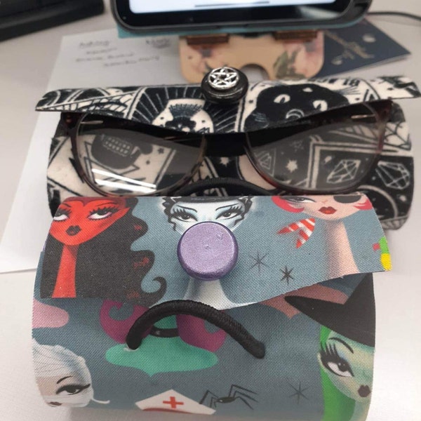 Red Skull Jolly Roger Cameo Wood Coffin Box - Skull and Crossbones ...