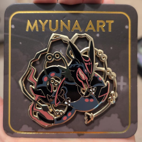 Myuna's XXL Shiny Mega Rayquaza Pin – Big Fanart Sky Dragon Legendary ...