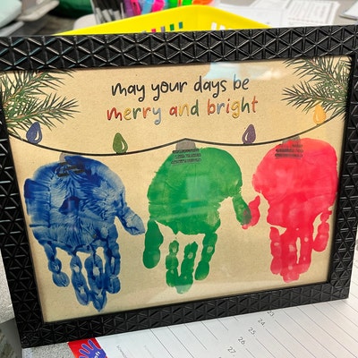 Christmas Lights Handprint Art Craft, Christmas Handprint Craft, DIY ...