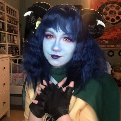 Small Curled Jester Style Horns - Etsy