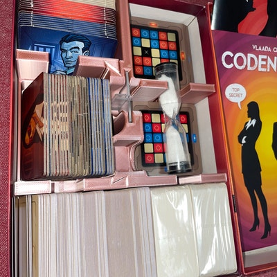 Codenames 3-in-1 Game Organizer for Original, Pictures, and Duet 3D ...