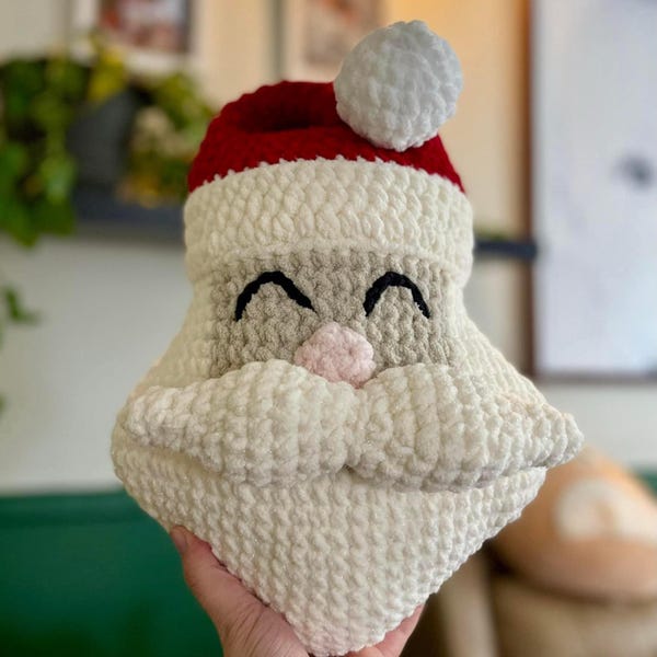 Crochet Santa Pillow Pattern: Bulky Yarn Christmas Decor (PDF Pattern ...