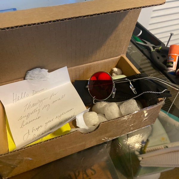 Red Lens Glasses for Women, Vampire Aesthetic Monocle for Men, Gothic ...