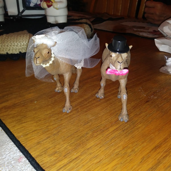 Camel Cake Topper, Wedding-animal-bride-groom-desert-unique-funny-camel ...