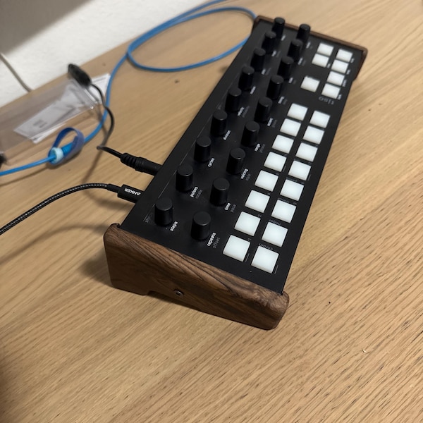 Intellijel Cascadia Custom Stand With Wrist Pad Rack Solid Walnut Wood ...
