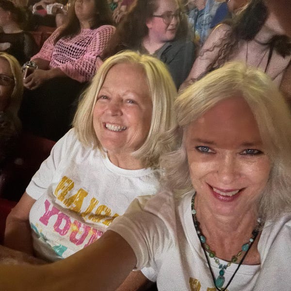 Dubai T Shirt, Travel Dubai Shirt, Unisex Dubai T-shirt, Dubai Gift ...