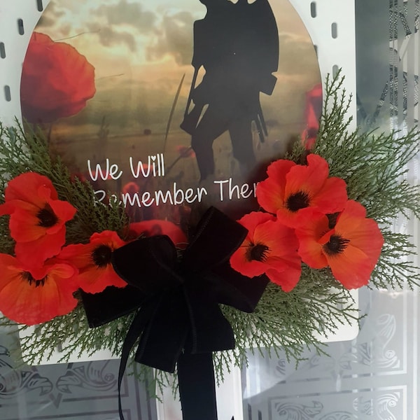 We Will Remember Them Remembrance Wreath Sign Poppy Day Sign Round ...