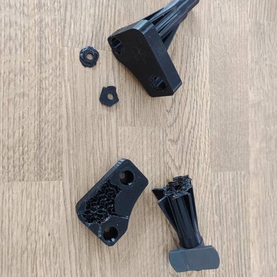 Soldering Holder Third Hand Helper Serving as an Aid to Soldering up to ...