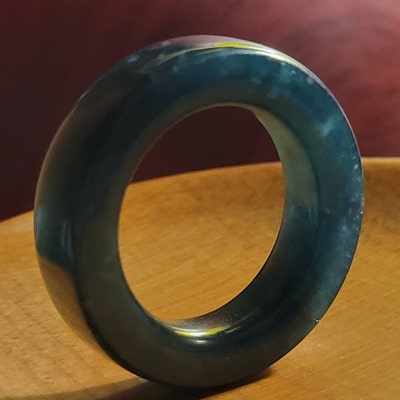 SUPER DARK Princesa BLUE // Rough Jadeite Jade // Guatemalan - Etsy