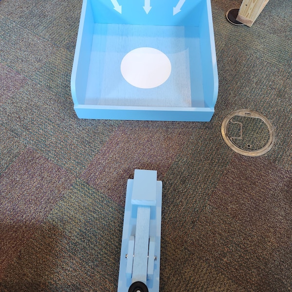 Frog Flinger Carnival Game. Perfect for Trade Show, Rental, Birthday ...