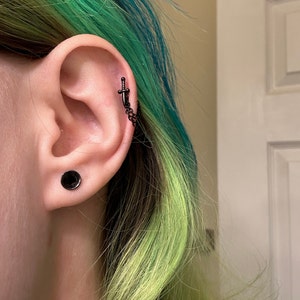 Vertical Labret Piercing Chain Piercing Chain Lip Piercing - Etsy UK