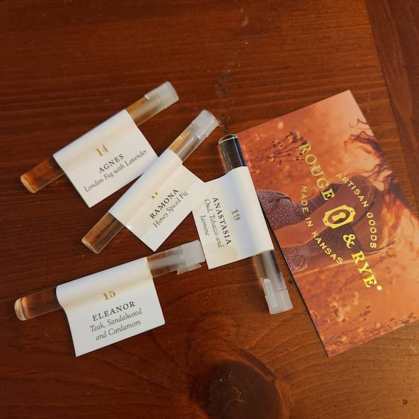 Hazel Perfume Oil • Tobacco, Vanilla and Rose - Etsy