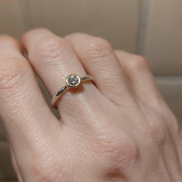 Hammered Wobble Ring, Organic Style, 9ct Yellow Gold Wedding Style Band ...