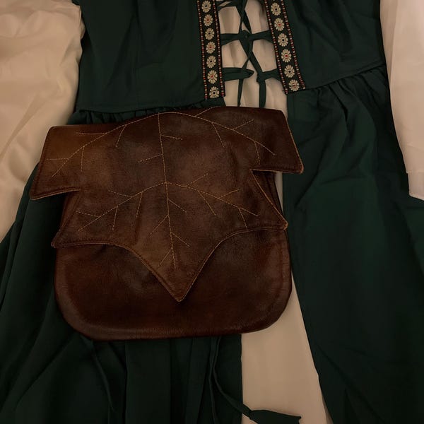 Maple Leaf Renaissance Faire Belt Pouch: Faux Leather Festival Bag, 8x8 ...