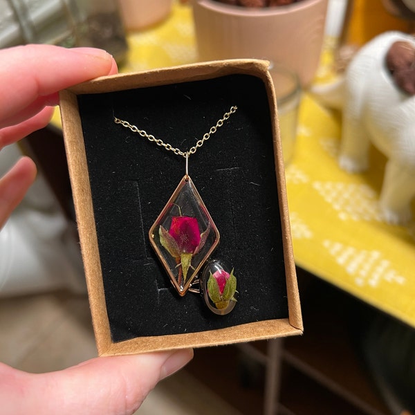 Real Preserved Honeybee in Amber Color Necklace, Bug Pendant, Real Bee ...