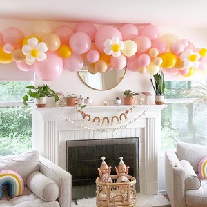 Simple Daisy Spring Felt Ball Garland - Collab W/ Opal + Olive 2020 ...
