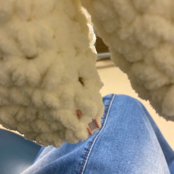 Handknit Reversible Red and Black Spider Star Graphic Pattern Chunky ...